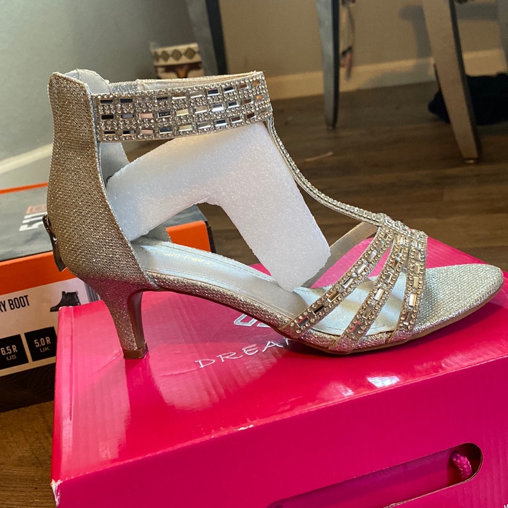 Elegant Low Heel Formal - Gem